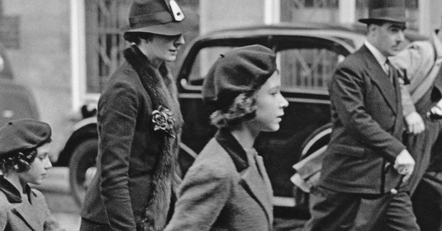 How the memoir of the Queen's governess Crawfie paved the way for ...