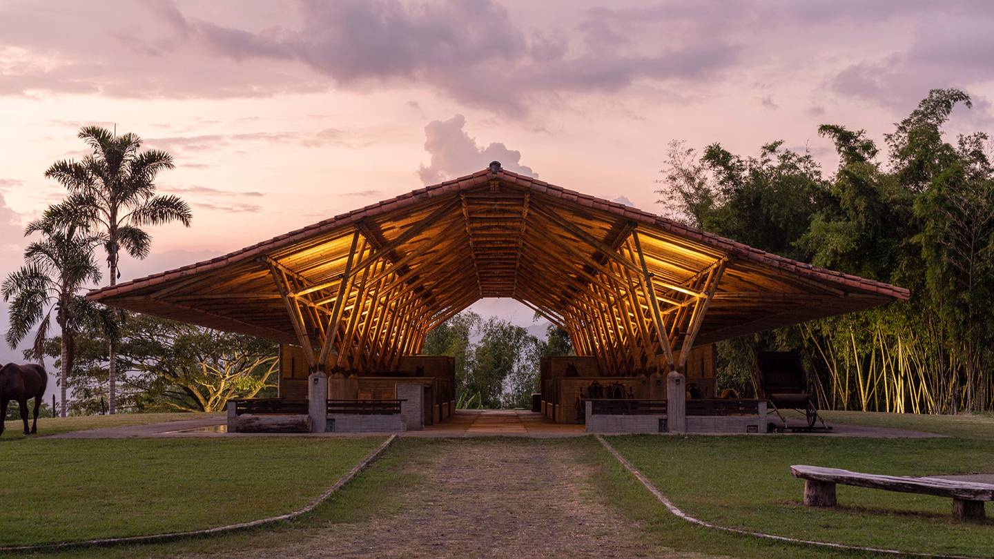 Stables: High Design for Horse and Home by Oscar Riera Ojeda and Victor ...