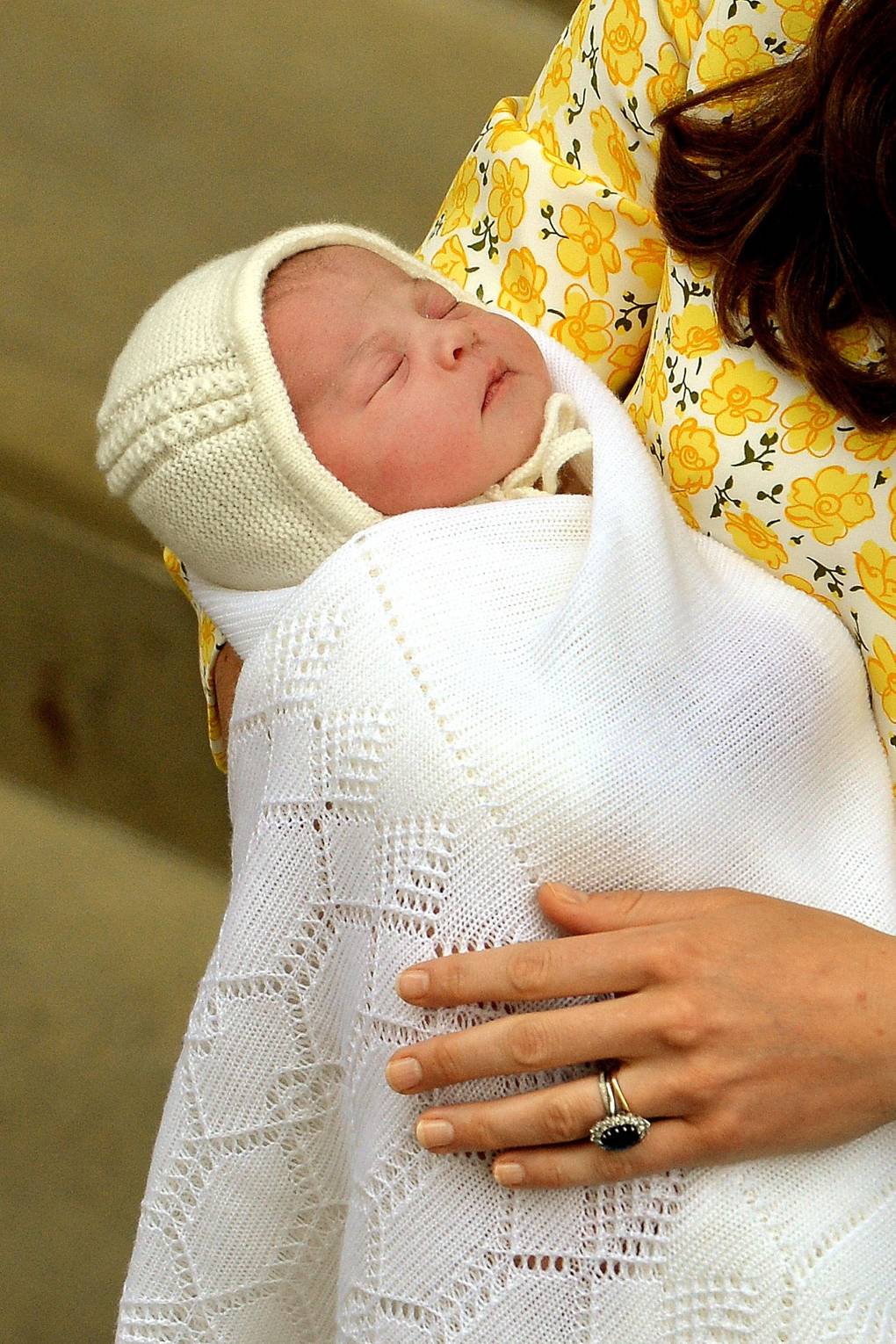 Princess Charlotte, royal baby news & royal baby birth - Lindo Wing ...