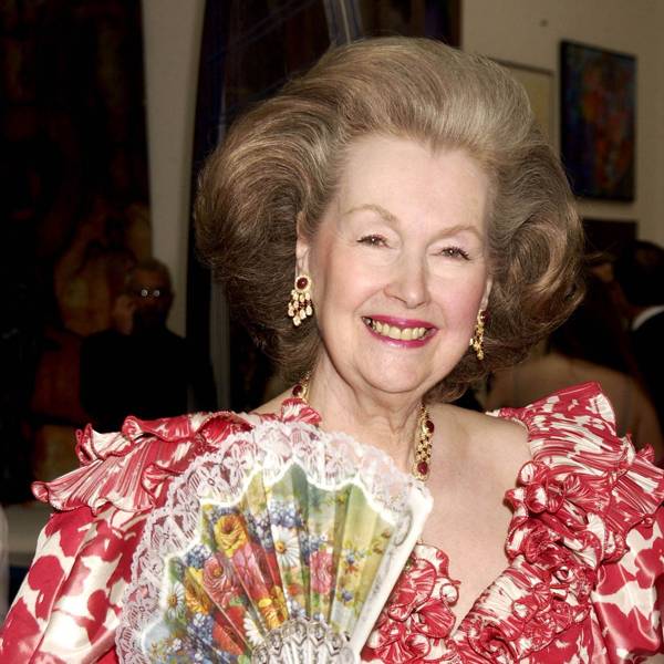 Raine Spencer, Diana, Princess of Wales's stepmother dies: life photos ...