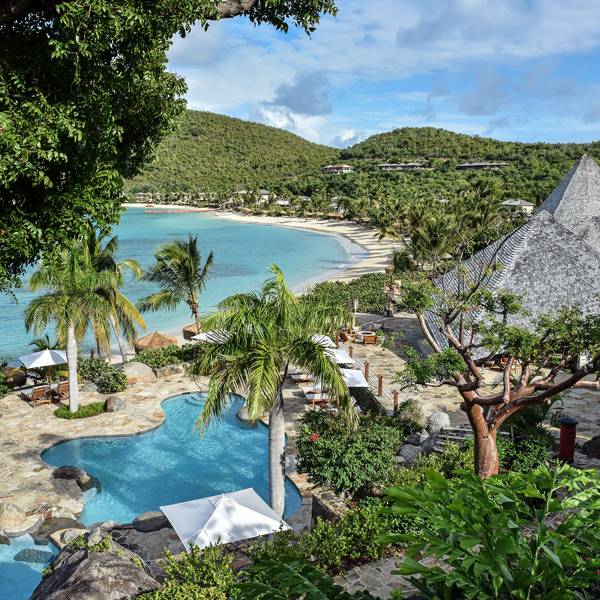Little Dix Bay in BVI: The Hotel Visited By The Queen in 1966 | Tatler