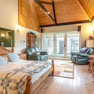 White Horse Stables, the former home of Frankie Dettori in Stetchworth ...