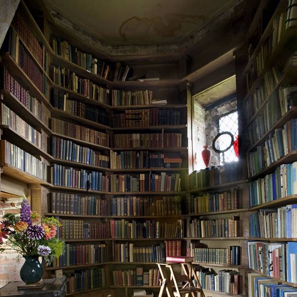 Most beautiful private libraries in UK | Tatler