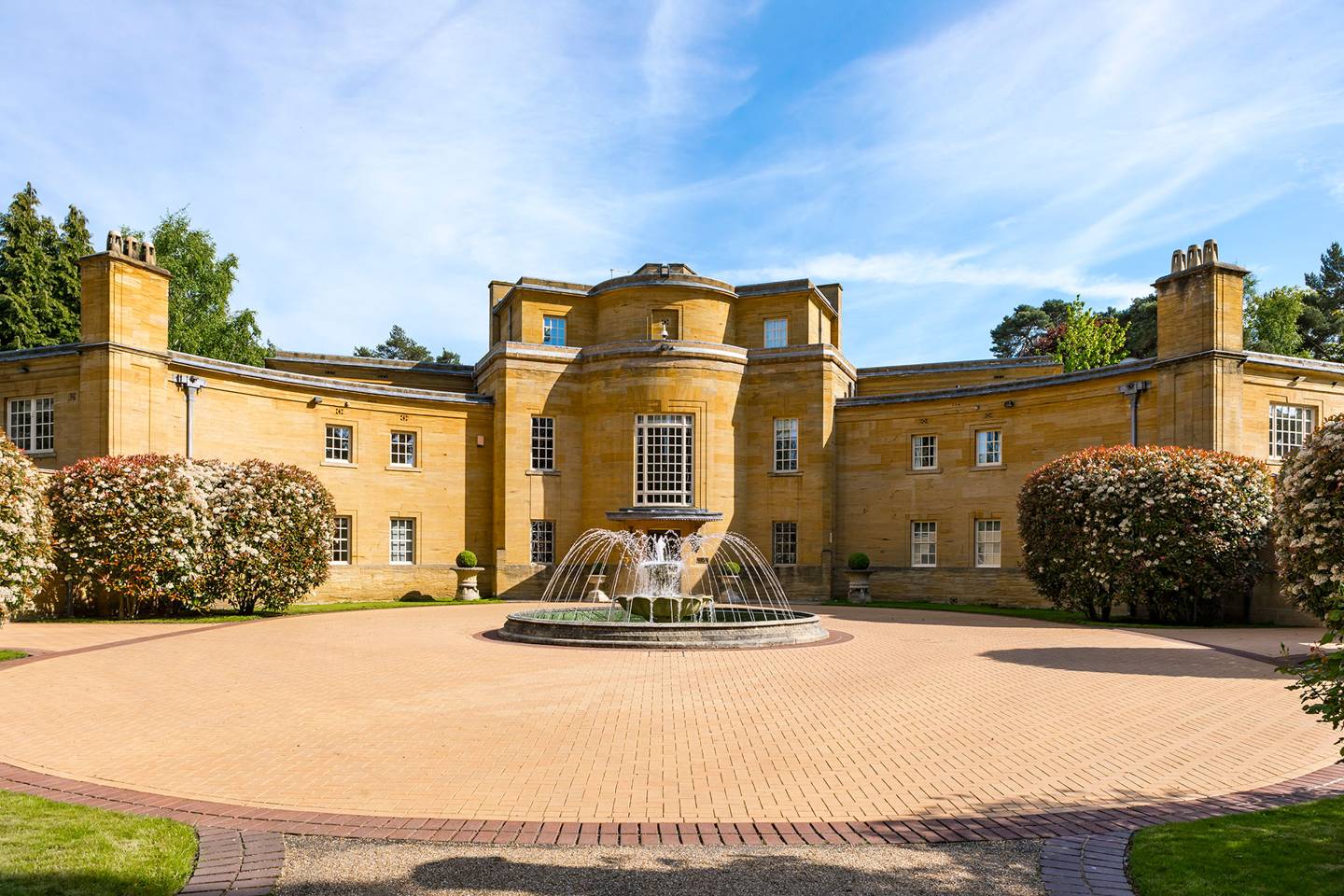 Inside Hamstone House in St George’s Hill, Surrey, the most glamorous ...