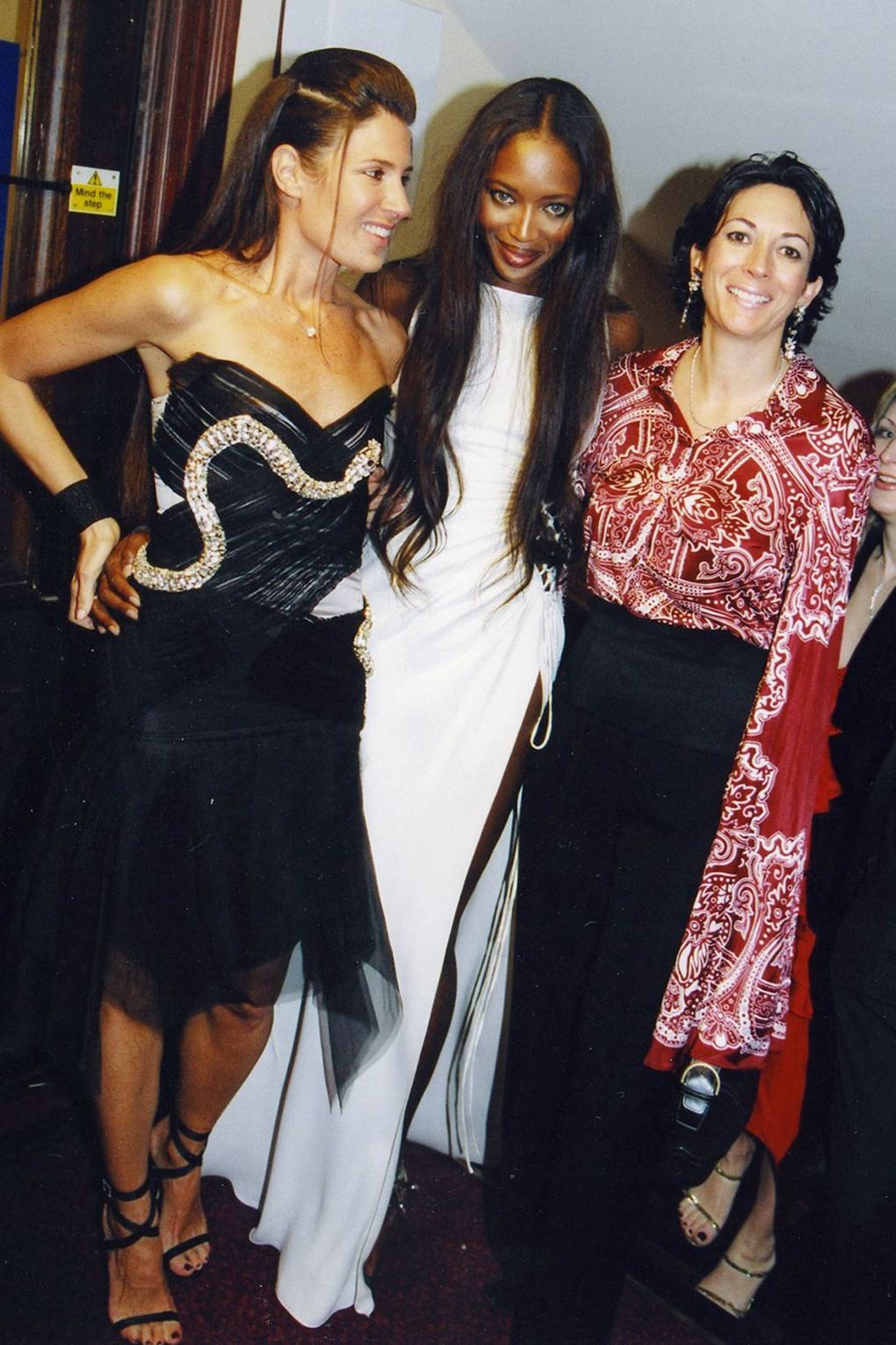 UPDATE - Jeffrey Epstein Confidante Ghislaine Maxwell Arrested on Sex ...